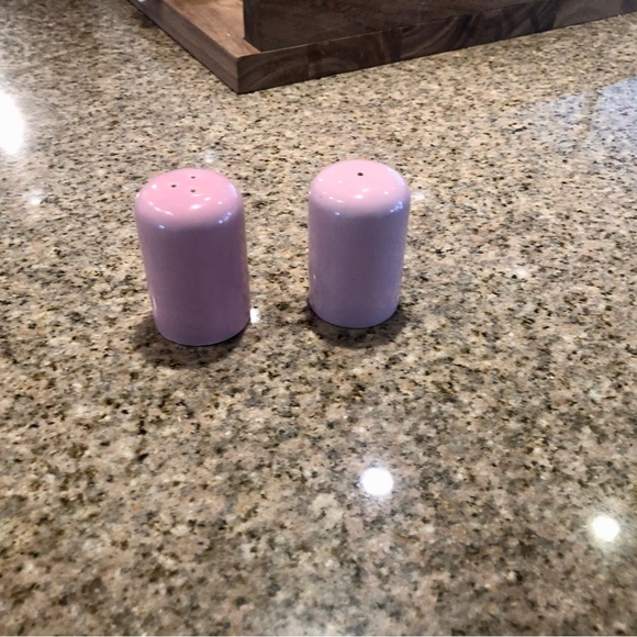 Kitchen | Vintage Pink Salt And Pepper Ceramic Shakers From The 8s 2x3 ...